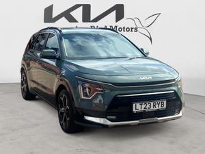 Kia Niro 1.6 GDi HEV 4 in Cityscape Green £25,816