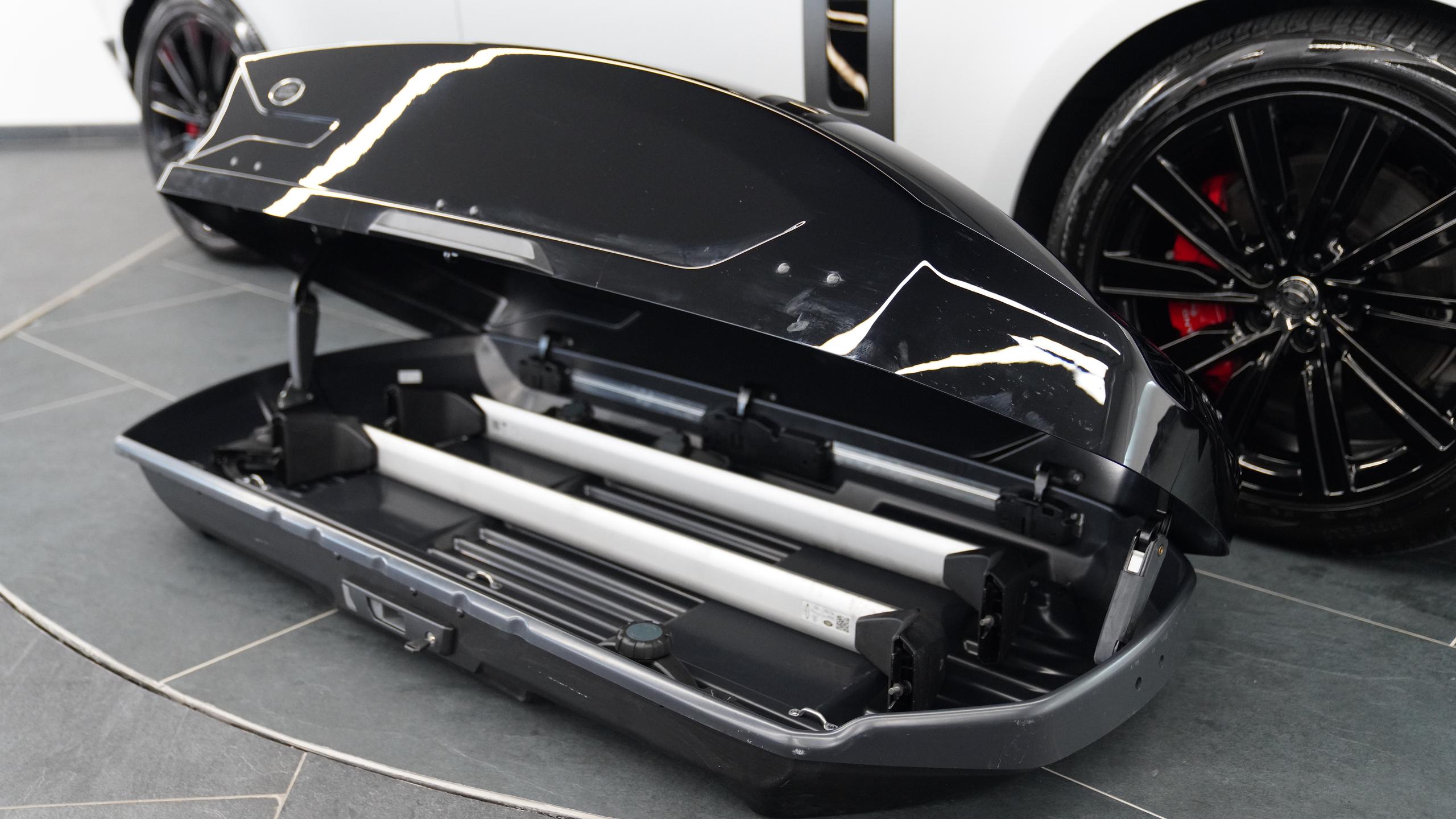 Used 2022 Land Rover Range Rover P510e SV MY2023 £189,950 5,000 miles ...