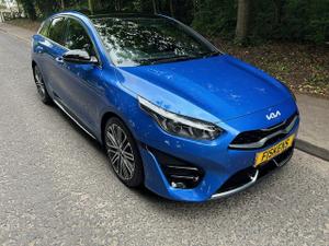 Kia ProCeed 1.5 T-GDi DCT GT-LINE S in Blue Flame £25,995