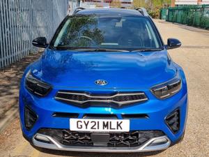 Kia Stonic 1.0 T-GDi ISG 48V GT-LINE S in Azure Blue Wth Black Roof £18,495