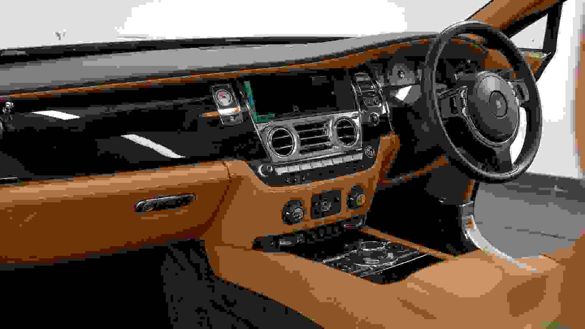 Used 2015 Rolls-Royce Wraith V12 £POA 35,000 miles Two-Tone English ...