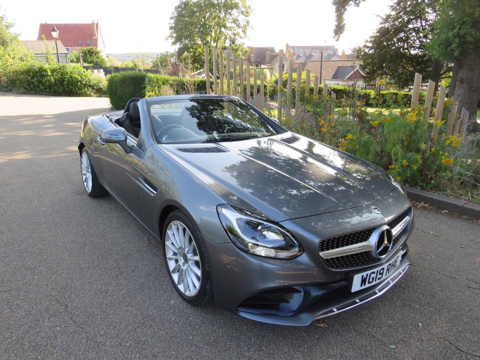 Mercedes-Benz SLC SLC 300 AMG LINE £25,990