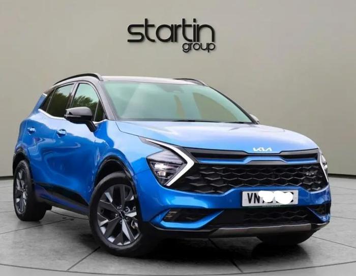 Kia Sportage 1.6 T-GDi ISG HEV GT-LINE S in Blue Flame With Black Roof £35,495