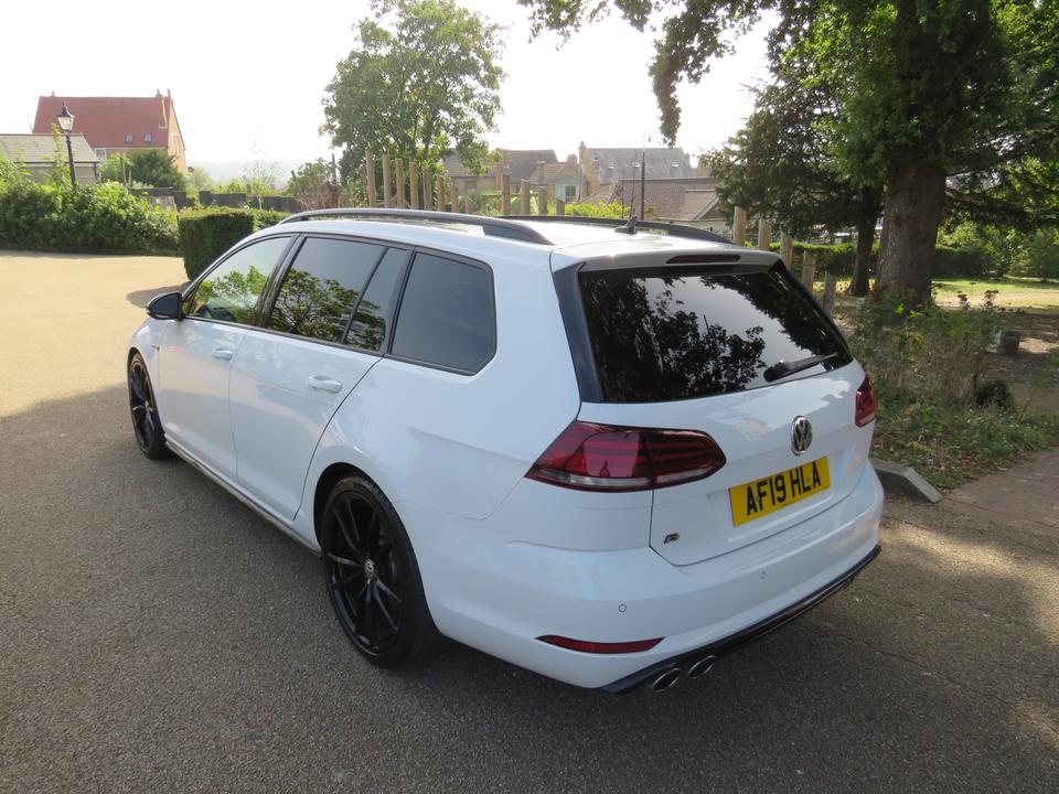 Volkswagen GOLF R TSI 4MOTION DSG £25,990