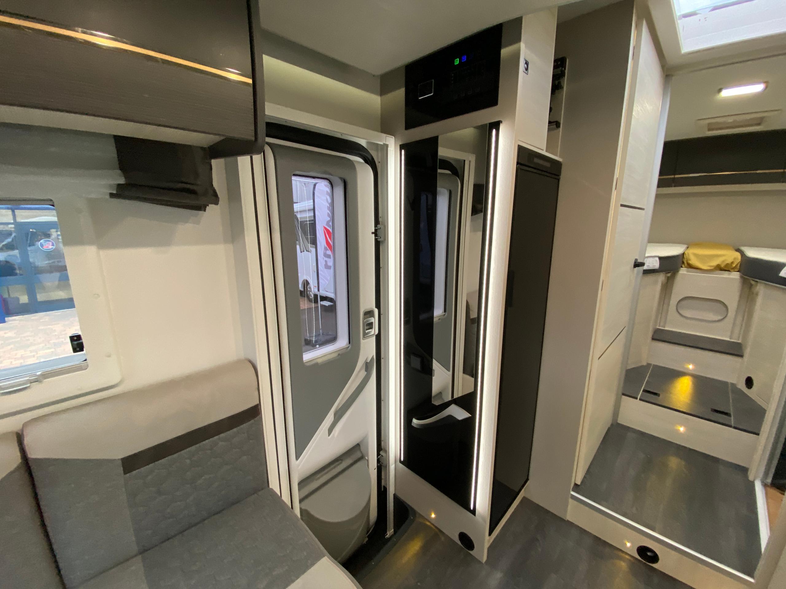 Chausson 777 Ga Titanium Premium Ford Transit 2.0 170 Bhp...