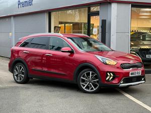 Kia Niro 1.6 GDi 3 in Runway Red £15,994