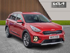 Kia Niro 1.6 GDi 3 in Runway Red £18,995
