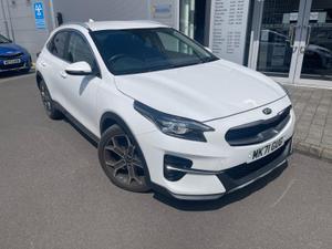 Kia XCeed 1.5 T-GDi ISG 3 in Fusion White £18,895