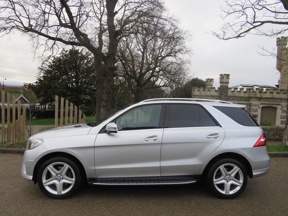 Mercedes-Benz M-CLASS ML250 BLUETEC AMG LINE PREMIUM PLUS £20,990