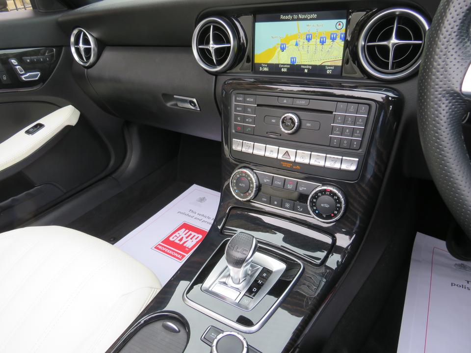 Mercedes-Benz SLC SLC 300 AMG LINE £20,990