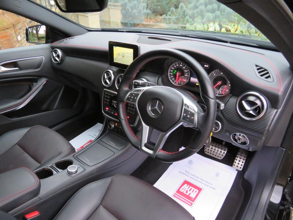 Mercedes-Benz A-CLASS A220 CDI BLUEEFFICIENCY AMG SPORT £11,990