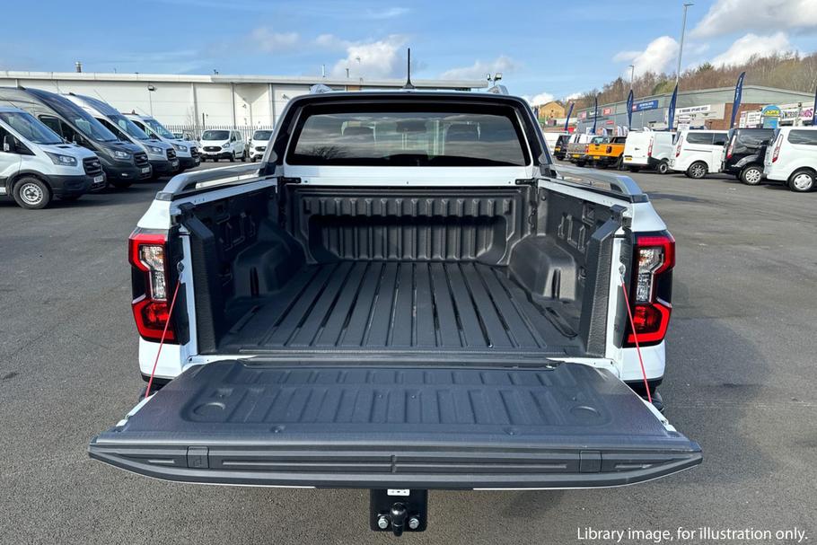 Ford RANGER ~ - FROZEN WHITE | £36,895 | Stockport Transit Centre New ...