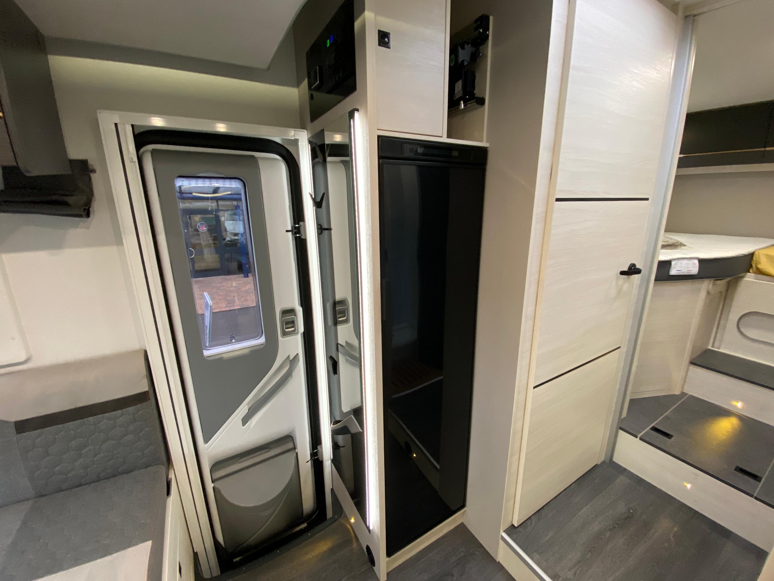 Chausson 777 Ga Titanium Premium Ford Transit 2.0 170 Bhp...