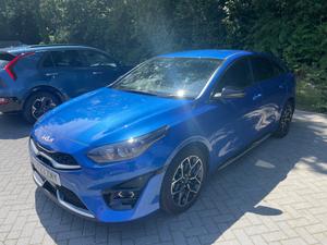 Kia ProCeed 1.5 T-GDi ISG GT-LINE in Blue Flame £20,995