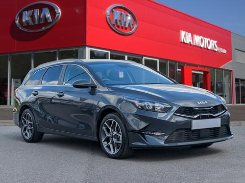 New 2023 Kia CEED SW 3 ISG £21,495 6,800 miles GREY | FJ Chalke