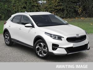 Kia XCeed 1.0 T-GDi ISG 2 in Fusion White £15,500