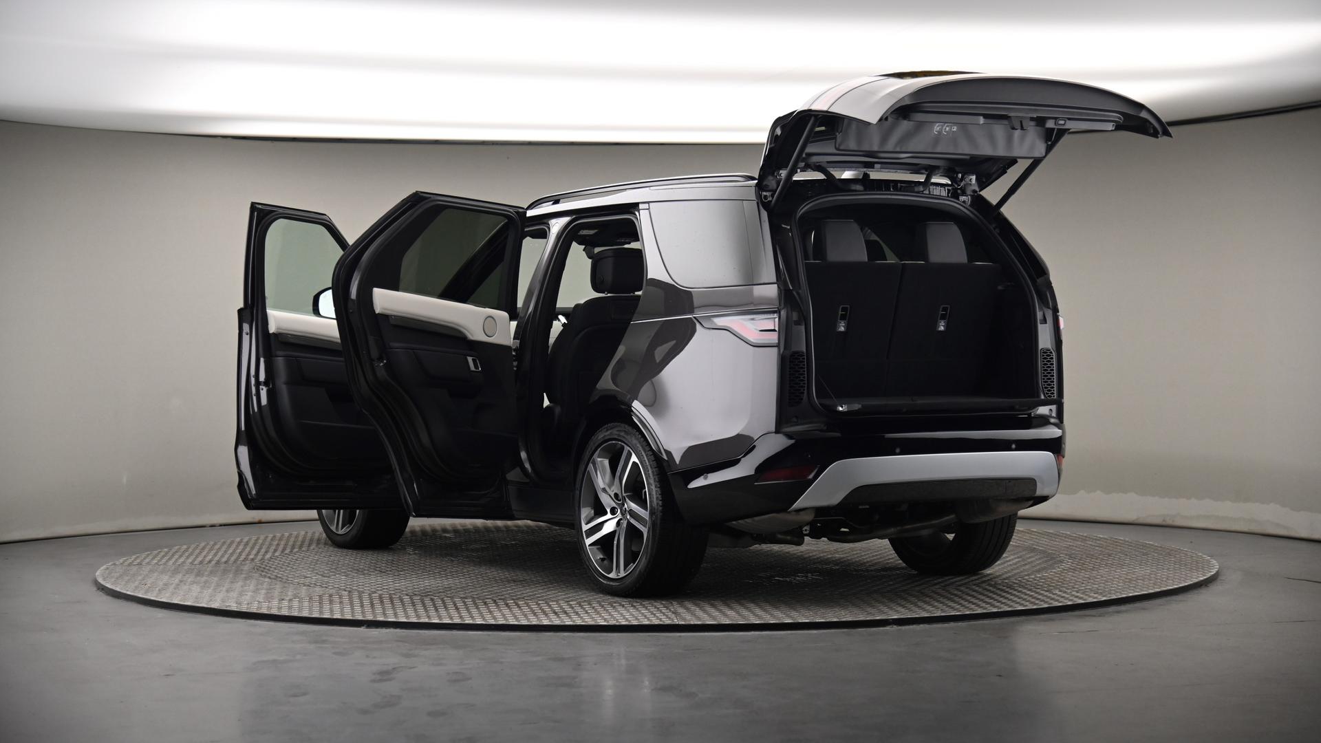 Used 2022 Land Rover DISCOVERY 3.0 D300 Metropolitan Edition 5dr Auto £ ...