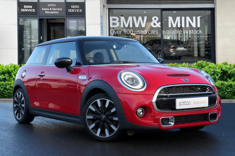 Used MINIs for Sale Near You | JCT600