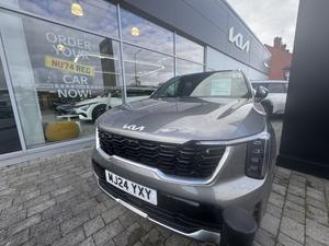 Kia Sorento 2.2 CRDi 4 in Volcanic Sand £46,994