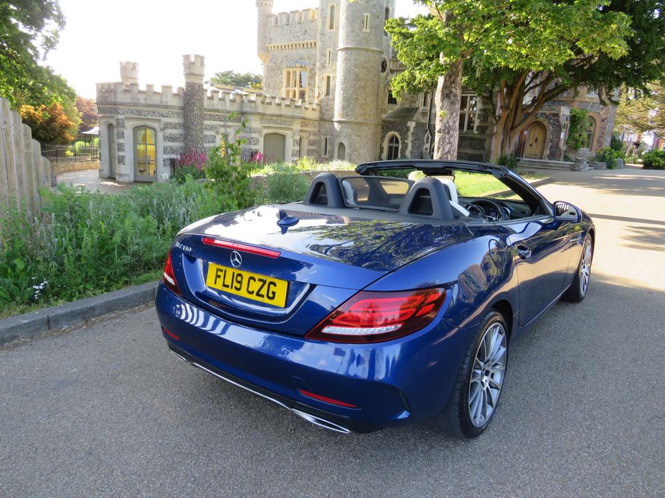 Mercedes-Benz SLC SLC 180 AMG LINE £19,990