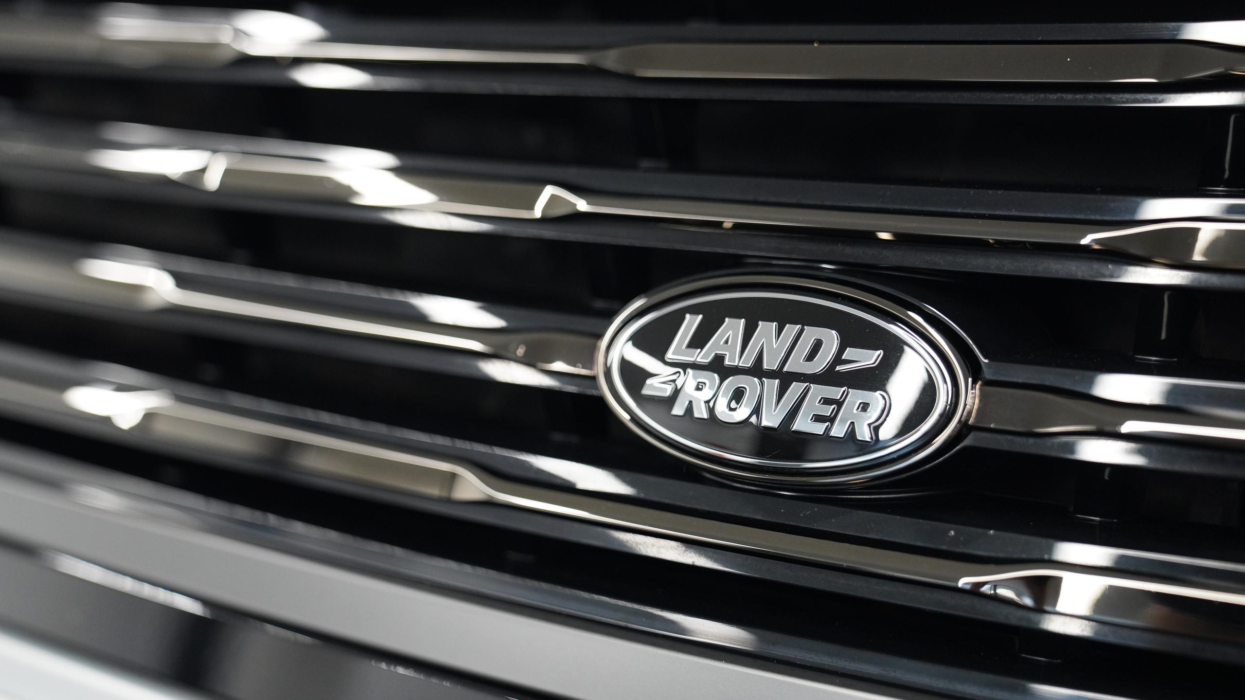 Used 2022 Land Rover Range Rover P510e SV MY2023 £189,950 5,000 miles ...