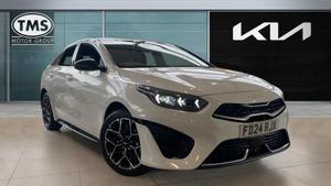 Kia ProCeed 1.5 T-GDi ISG GT-LINE in Fusion White £22,995