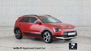 Kia Niro 1.6 GDi HEV 4 in Runway Red £30,876