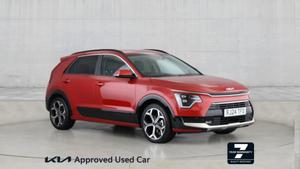 Kia Niro 1.6 GDi HEV 3 in Runway Red £26,499