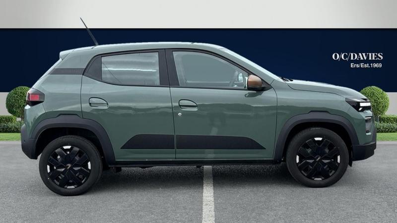 2024 74 DACIA SPRING 65 26.8kWh EXTREME Hatchback 5dr Electric Auto (65 ps)