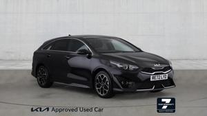 Kia ProCeed 1.5 T-GDi ISG GT-LINE in Phantom Black £23,995