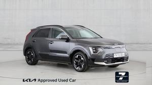 Kia Niro 64.8 kWh 4 in Interstellar Grey £28,250