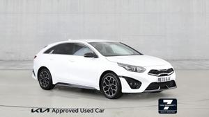 Kia ProCeed 1.5 T-GDi ISG GT-LINE in Fusion White £22,998