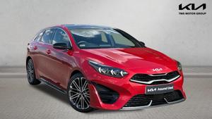 Kia ProCeed 1.5 T-GDi DCT GT-LINE S in Infra Red £25,950