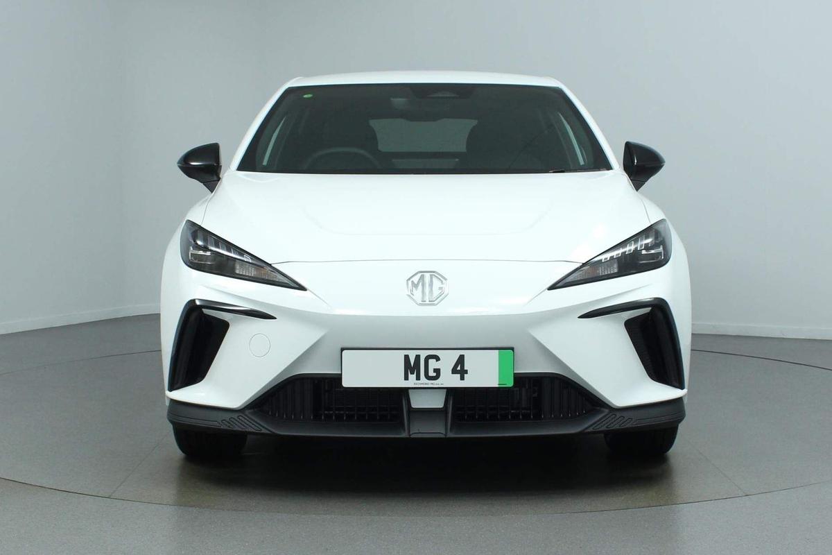 New MG MG4 White £26,745 | Reserve Online at Richmond
