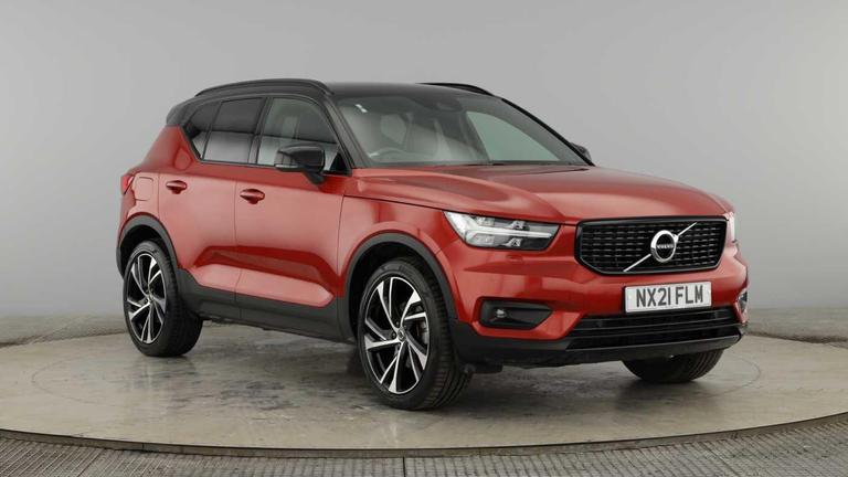 New Volvo XC40 R-Design Pro B5 AWD mild hybrid £32,950 28,900 miles Red ...