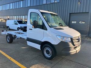 Used 2025 Mercedes-Benz Sprinter 2.0 315 CDI G-Tronic RWD L2 Euro 6 2dr ...