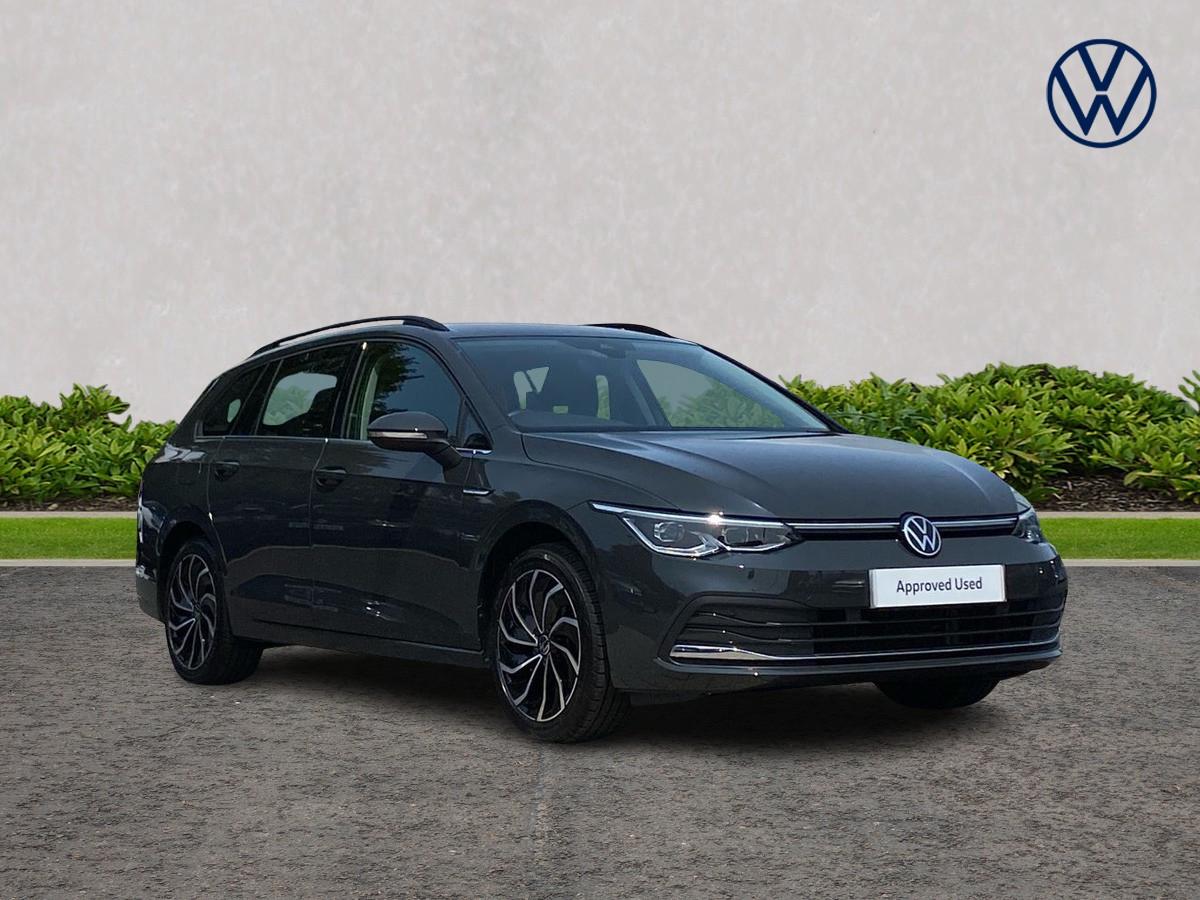 Used 2022 Volkswagen GOLF MK8 1.5 eTSI Style EVO DSG Estate £21,490 ...