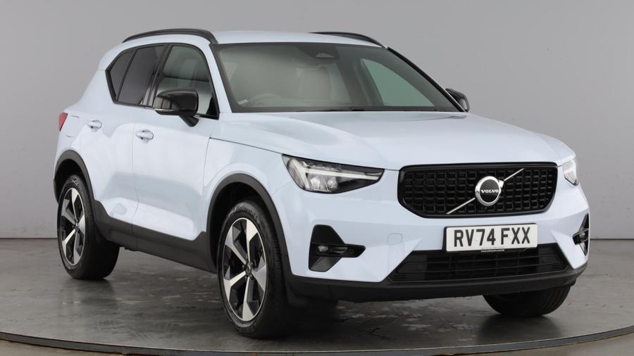 2025 Volvo XC40 - Cloud Blue - £31,783 | Cardiff Volvo