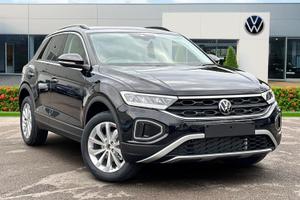 New Volkswagen T-Roc T-Roc Match 1.5 TSI 150PS 7-speed DSG 5 Door 2025 ...