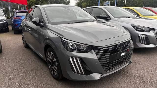 Used ~ Peugeot 208 1.2 PureTech Allure Euro 6 5dr £19,450 10 miles ...