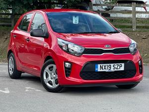 Kia Picanto 1.0 MPi 1 in Chilli Red £7,995