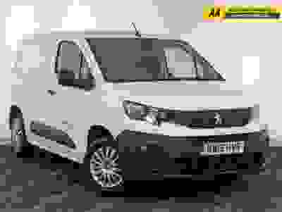 Wolverhampton Used Car Dealer | WV10 0AF | V12 Sports & Classics