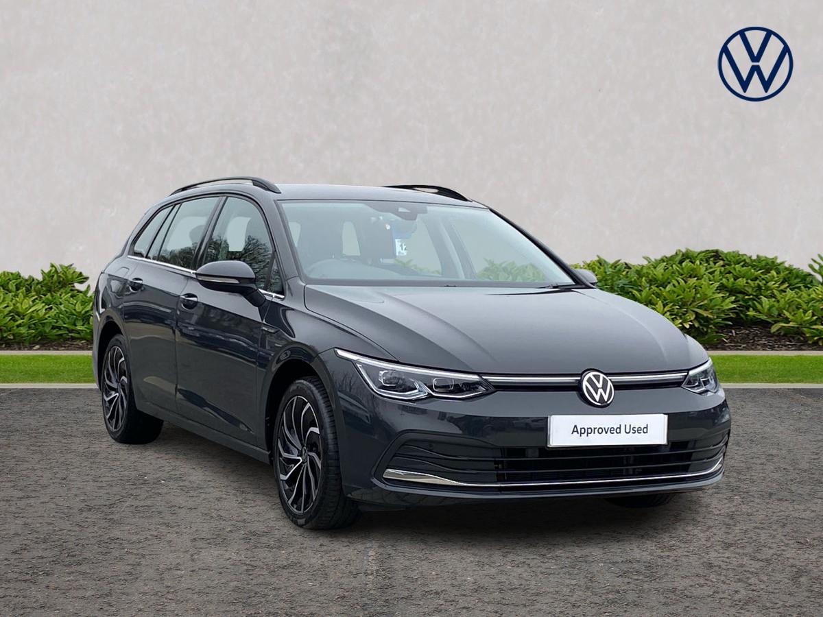 Used 2022 Volkswagen GOLF MK8 1.5 eTSI Style EVO DSG Estate £21,811 ...