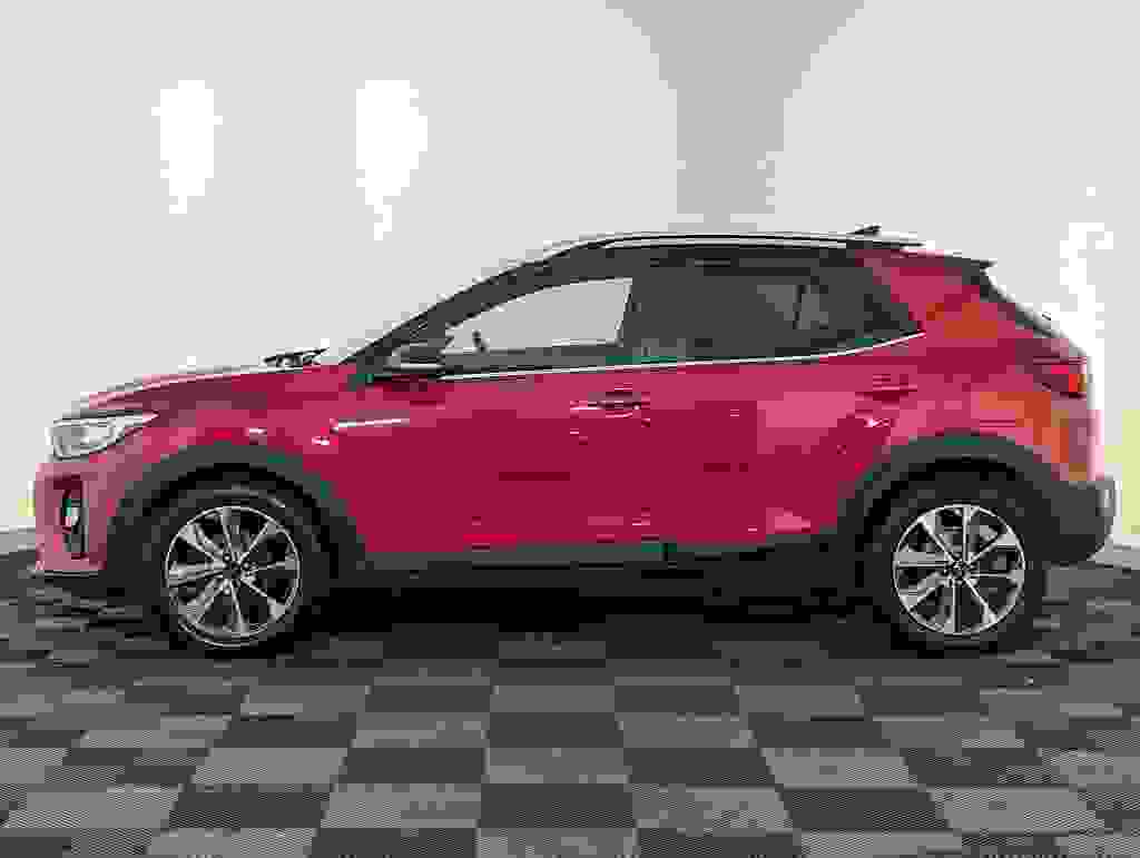 Used 2019 Kia Stonic Red £7,345 | 112,920 Miles | V12