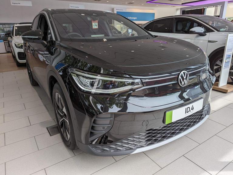 New Volkswagen ID.4 Pro 77kWh Style Edition Auto 5dr £48,250 10 miles ...