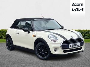MINI Convertible 1.5 Cooper Auto Euro 6 2dr in White £10,950