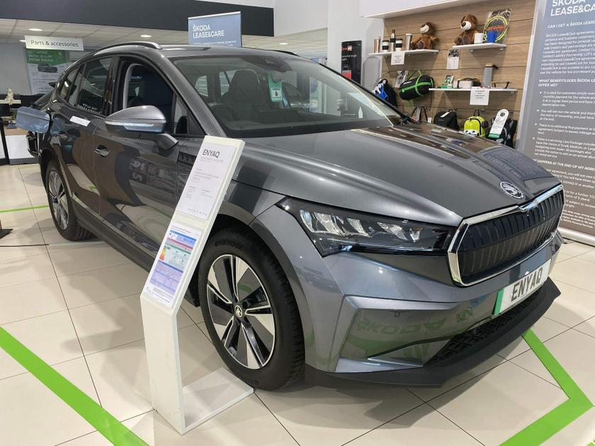 Used ~ ŠKODA Enyaq 62kWh 60 Auto 5dr £38,705 12 miles Graphite Grey ...