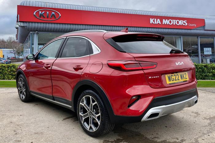 Kia XCeed 1.5 T-GDi ISG 3 in Infra Red £17,295