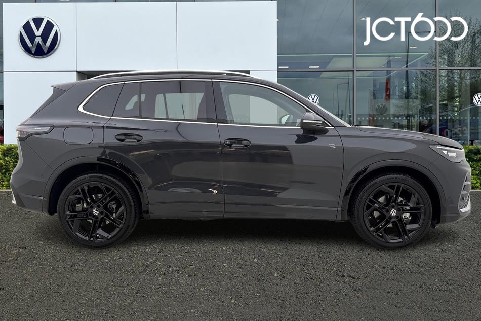 2024 Volkswagen Tiguan 1.5 eTSI MHEV R-Line SUV 5dr Petrol Hybrid DSG ...