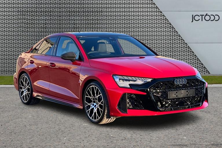 2025 AUDI Rs3 Saloon Carbon Vorsprung £68,167 10 miles Progressive red ...